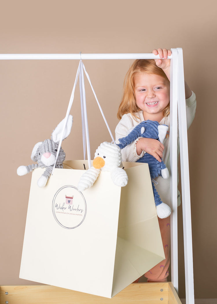 Personalised Gift Hampers | Packaging & Gift Message UAE – Wicker ...